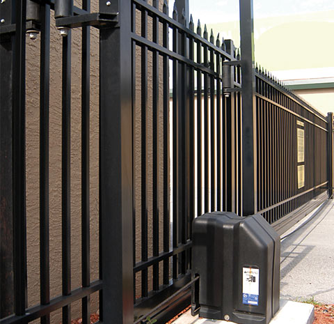 Bottom Track Cantilever | Ideal Aluminum Products